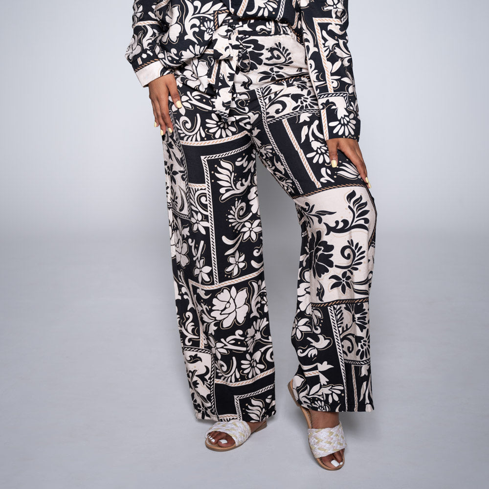 Ladies Bottoms - Fashion World ZA